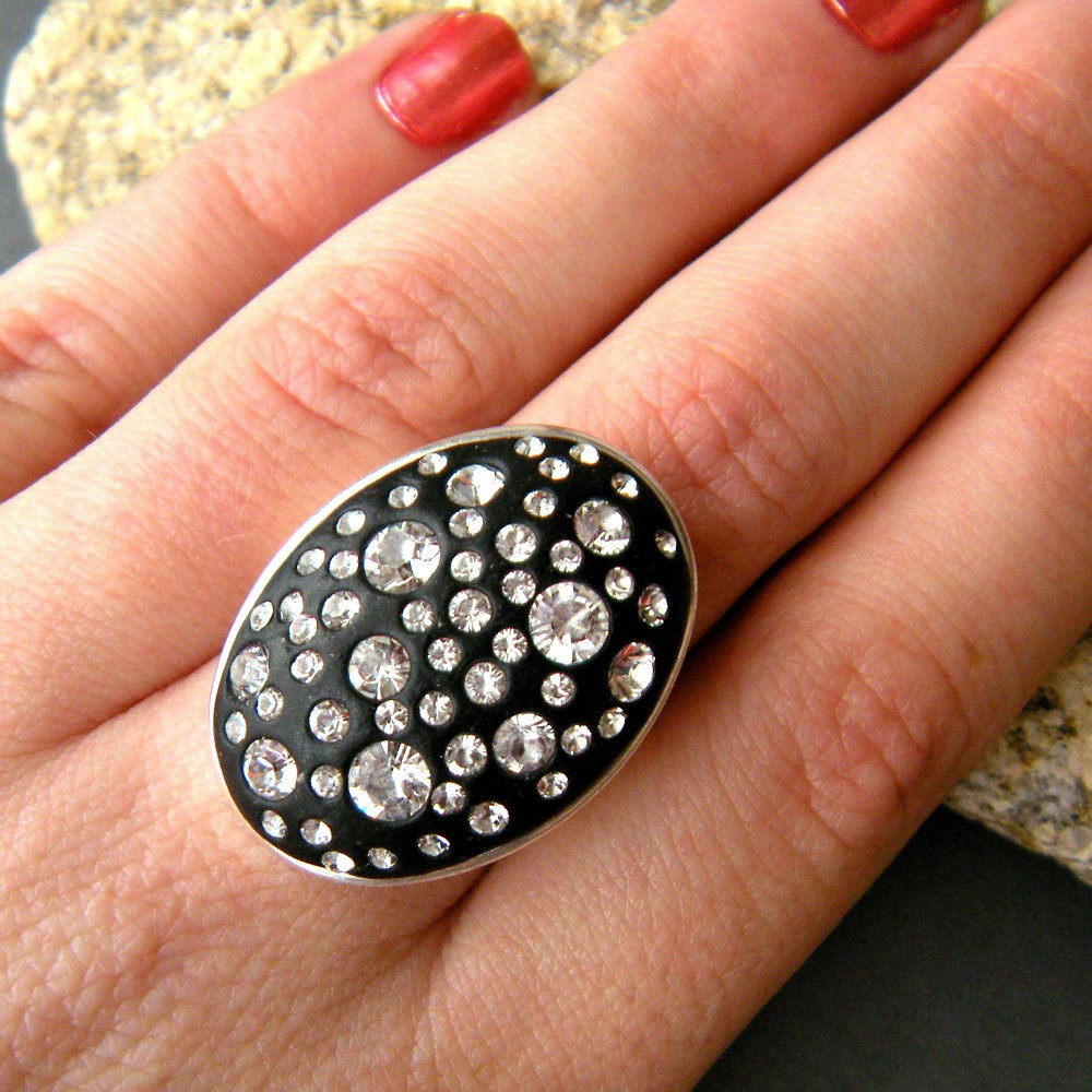 Black And White Crystal Rhinestone Sparkle Oval Statement Ring, Clay ...
